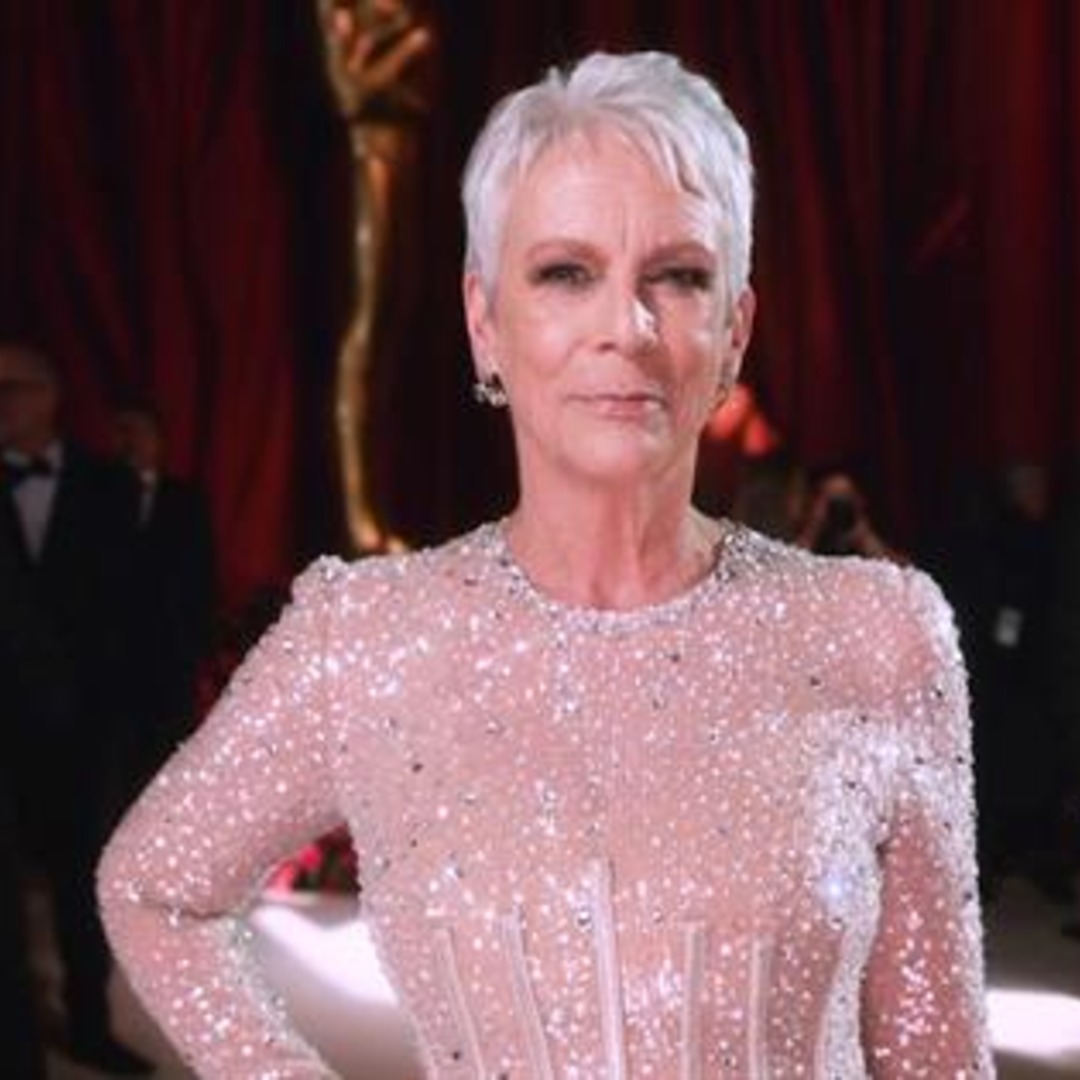 Jamie Lee Curtis GLAMBOT: BTS at 2023 Oscars Jamie Lee Curtis GLAMBOT: BTS at 2023 Oscars